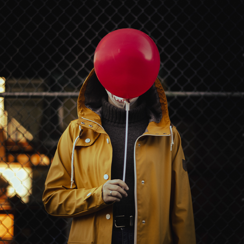 #NeverTrustAClown: Find out how the horror movie "IT" became one brand ...